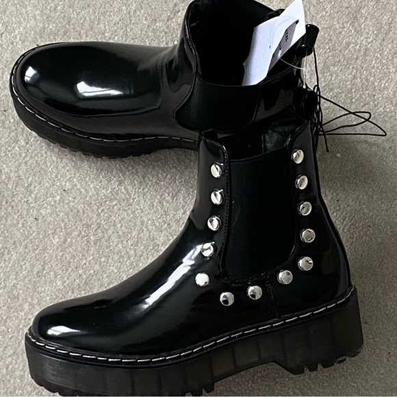UNIONBAY | Shoes | Unionbay Studded Black Chelsea Combat Boots Krystal ...